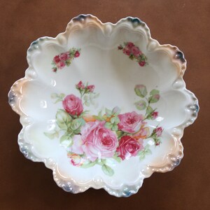 Beautiful Vintage Limoges Like Pink Roses Flowers Vintage Large ...