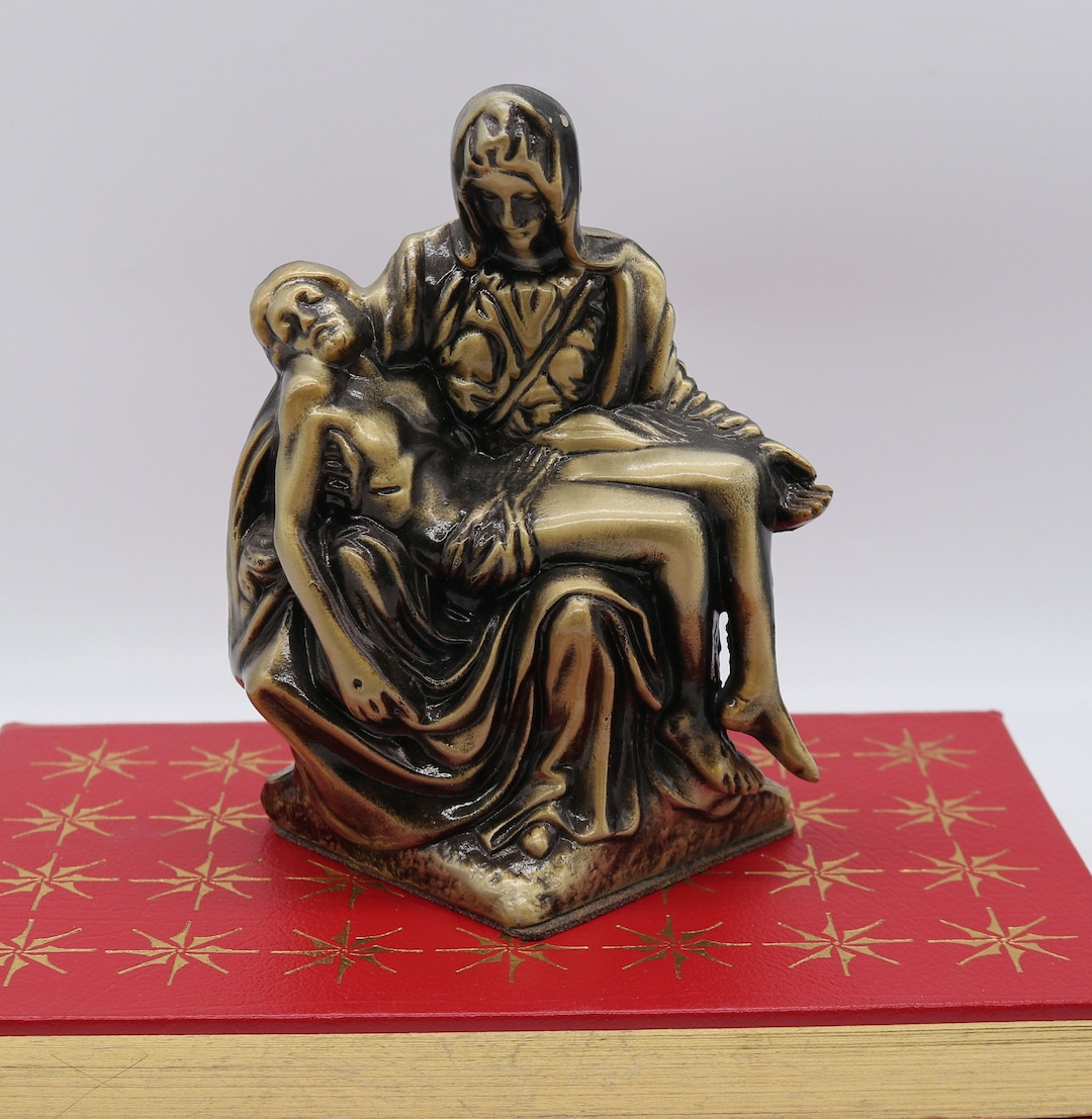 Vintage PIETA STATUE Jesus Christ Virgin Mary Michelangelo Catholic ...
