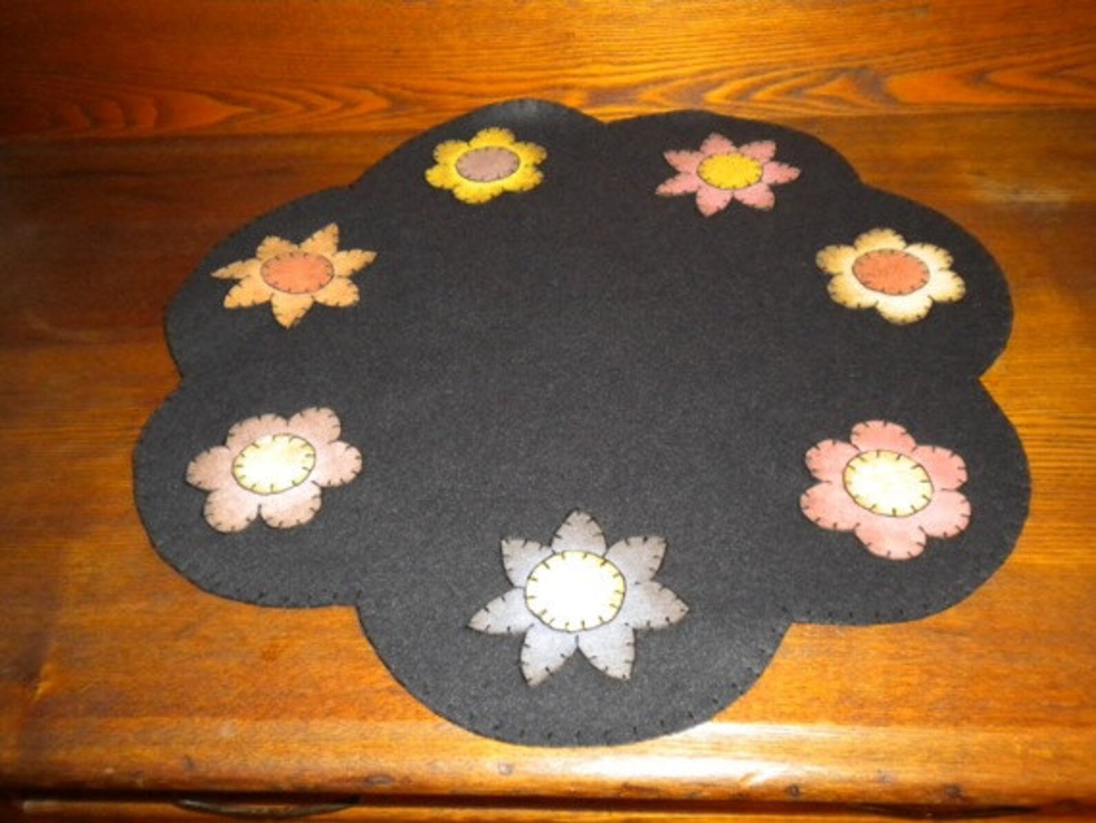 18 Inch Table Mat With Spring Flowers - Etsy
