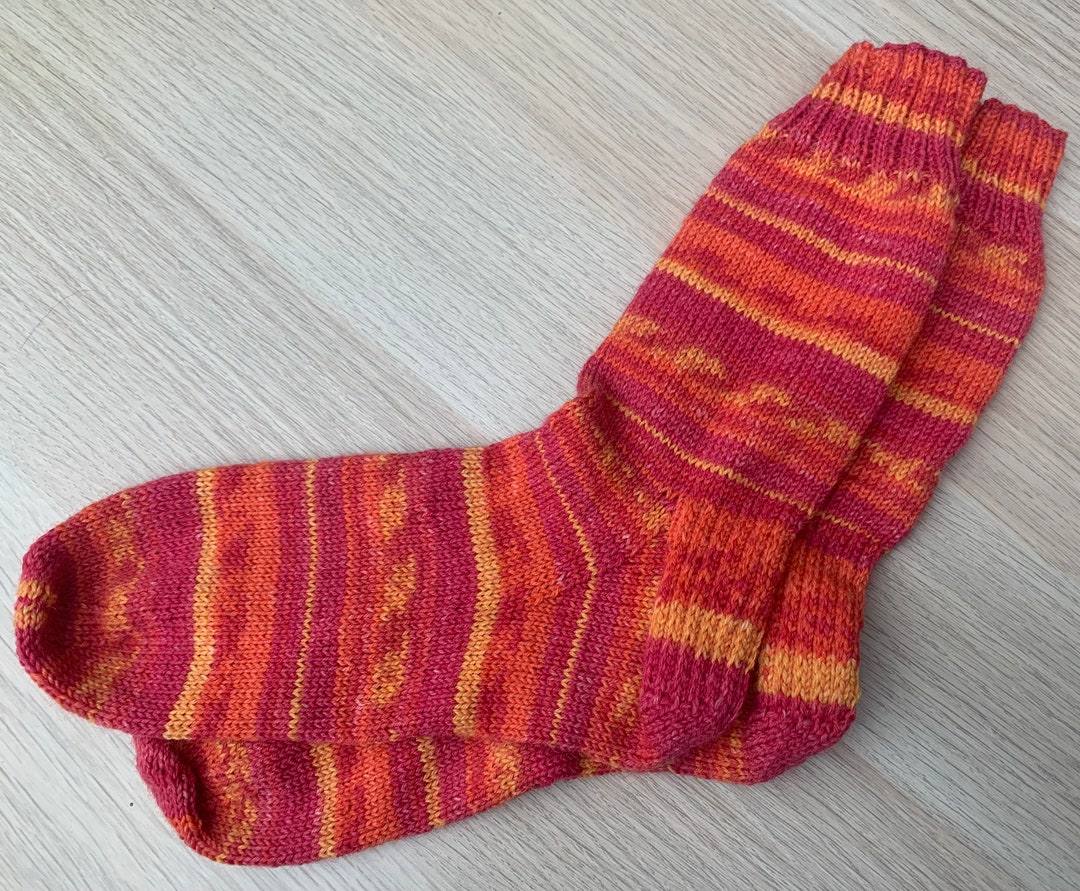 Simple Beginner Sock Knitting Pattern - Easy to Follow - Instant ...