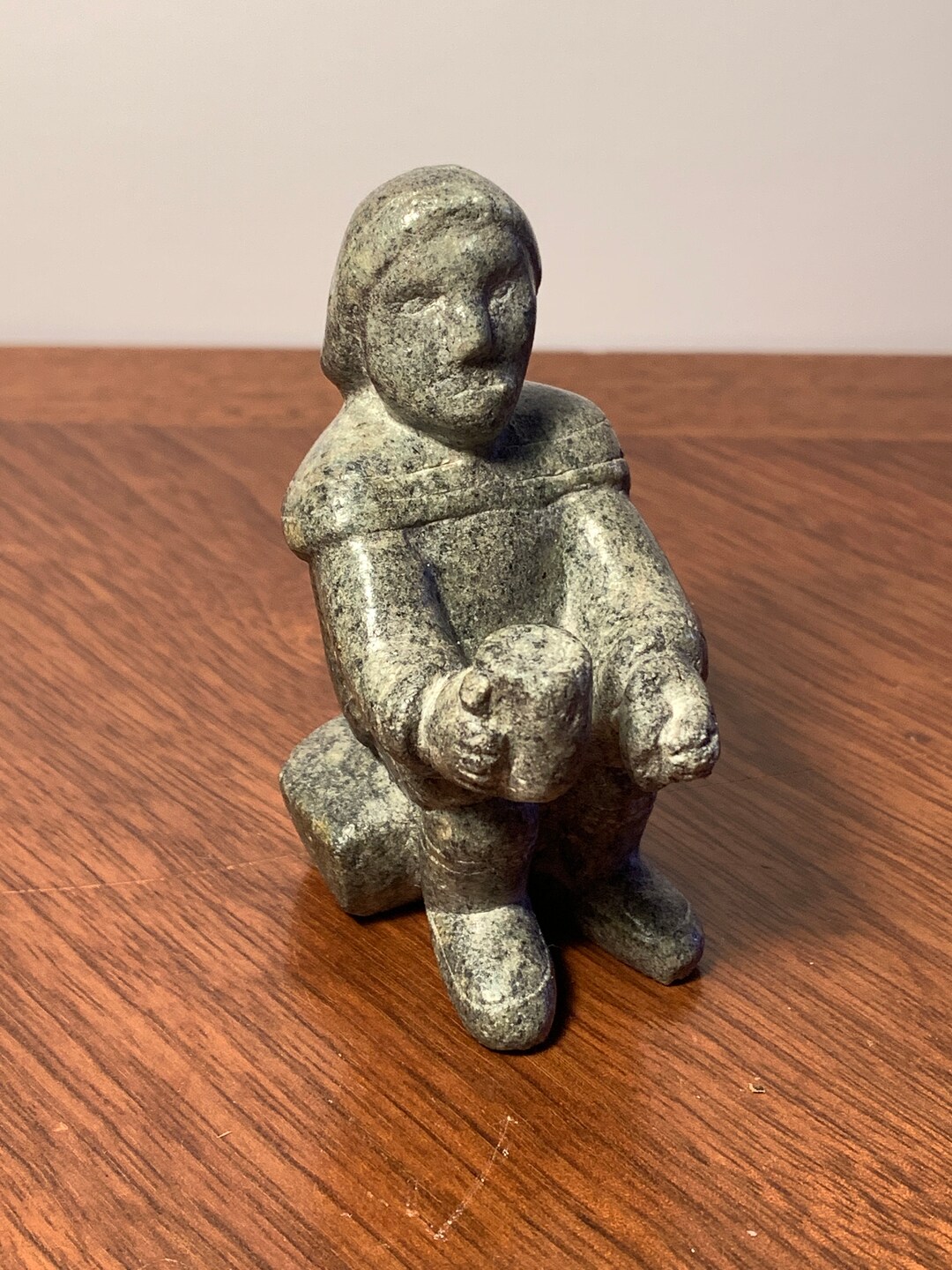 Inuit Art Soapstone Sculpture Carving, Inuk With Cup, 4"x3"x2" - Etsy ...