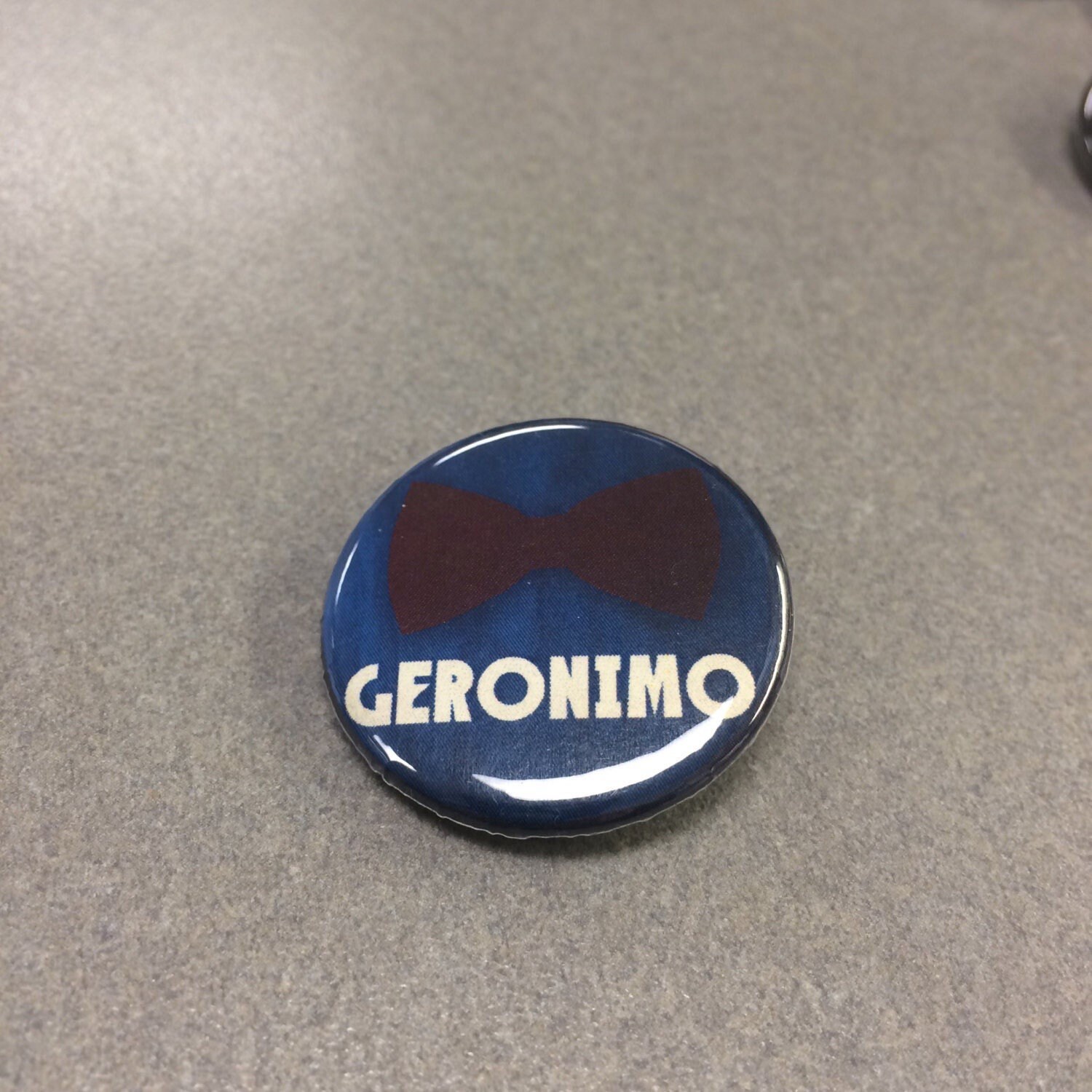 Geronimo Pin: Doctor Who 11th Doctor Bowtie Pinback - Etsy