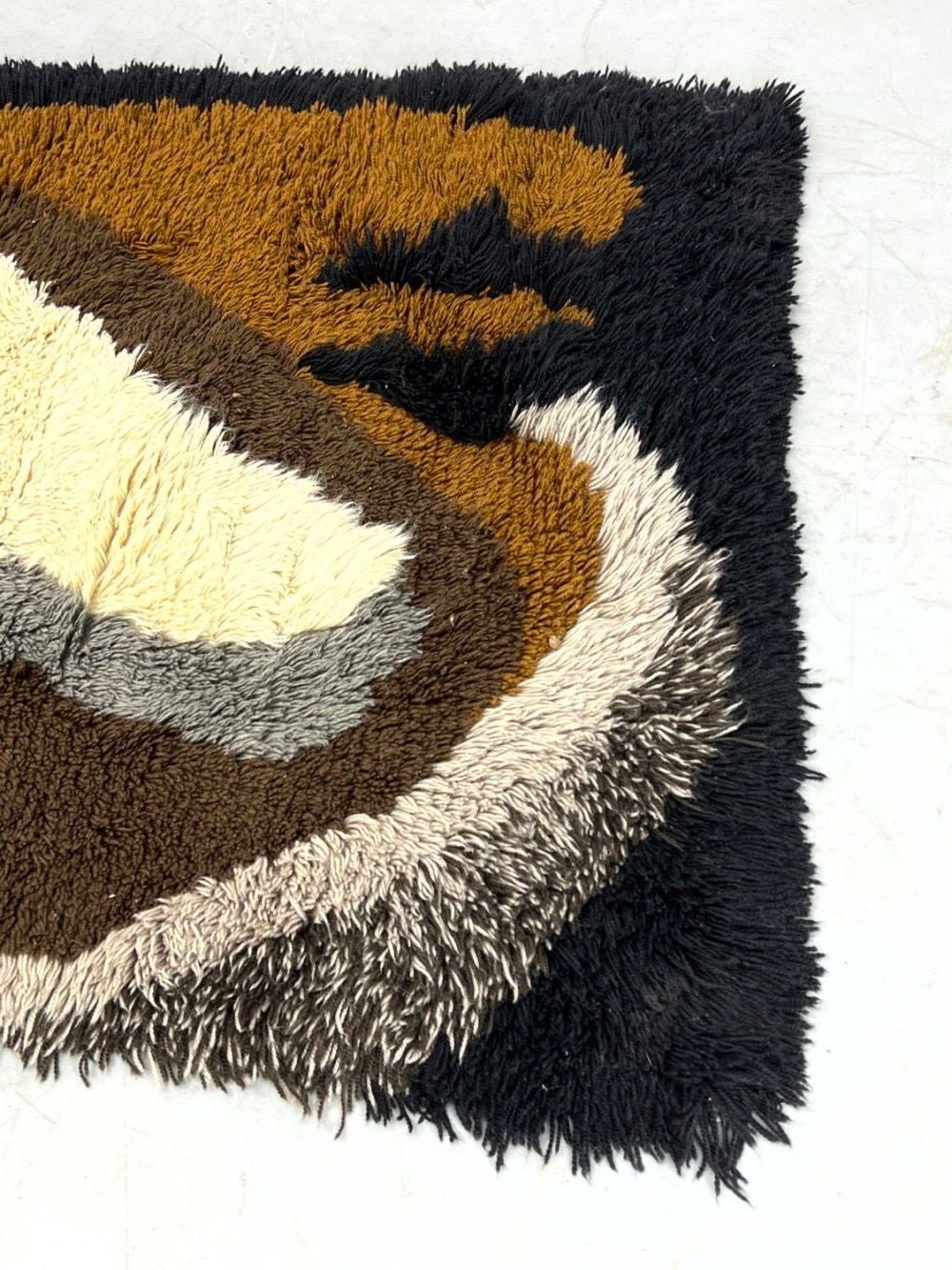 Mid Century Modern Era Shag Rug, Brown, Black, Grey and Cream, Ca 1960s ...