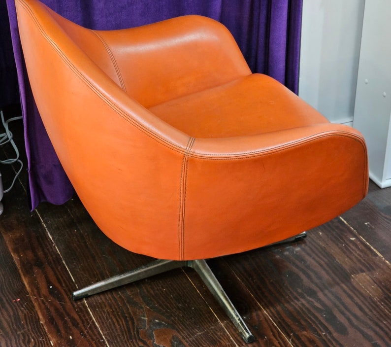 1960s Vintage Overman Mid Century Modern Orange Vinyl Pod Swivel Chair ...