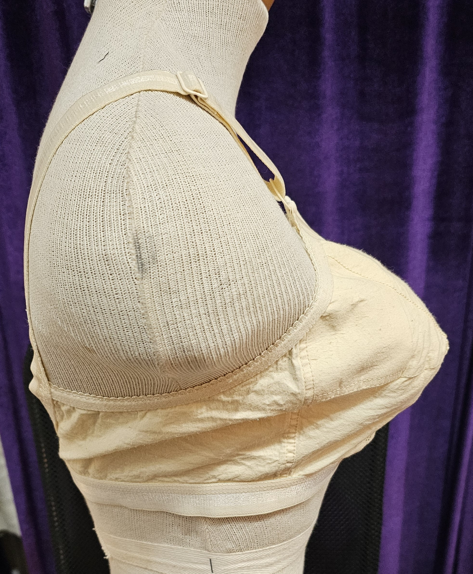 1950s Vintage Ecru Cotton Cone / Bullet Bra Larger Size - Etsy
