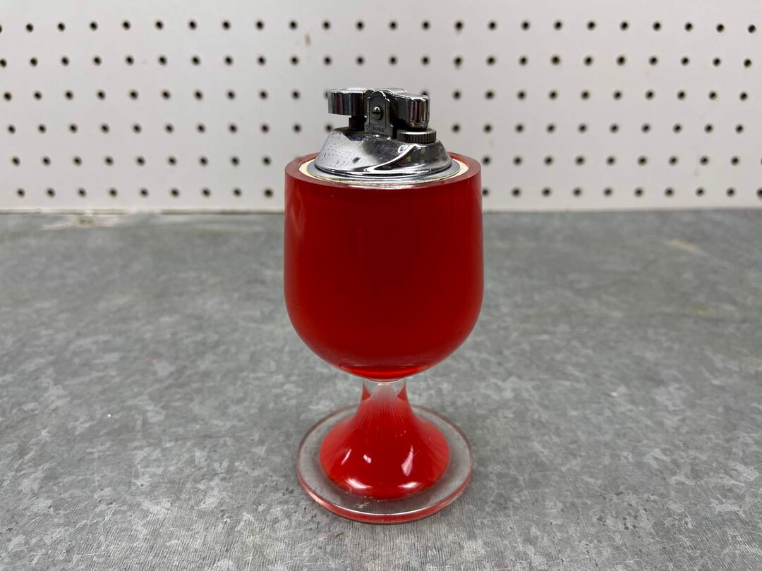 1960s Vintage Koei Unicon Space Age Red Lucite Table Lighter - Etsy