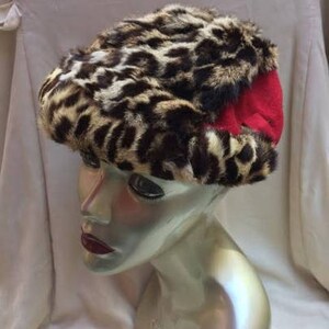 Vintage Red Wool and Spotted Fur Hat, Ca 1940s - Etsy