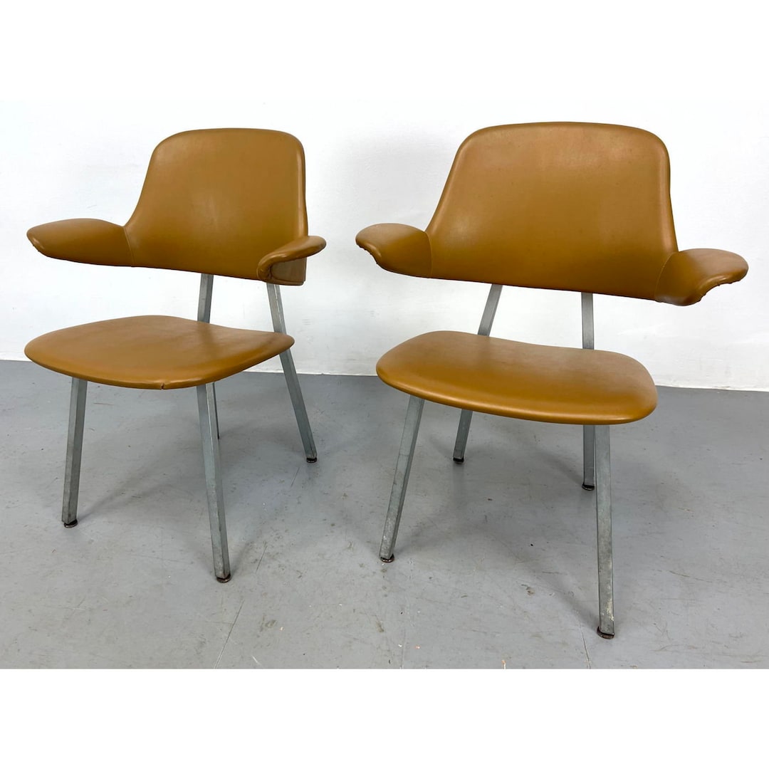 Mid Century Modern Era, Pair of Shaw Walker Gull Wing Chairs, Ca 1960s ...