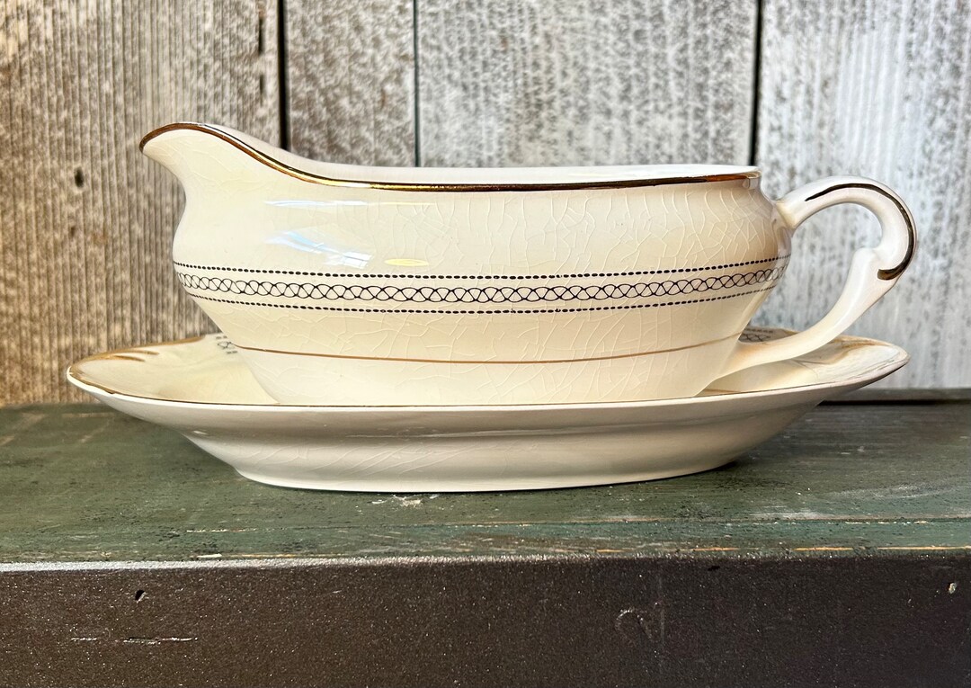 Vintage China Gravy Boat W Under Plate, Pope Gosser USA Fancy Gravy ...