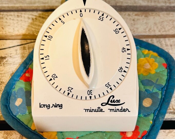 Vintage Lux Minute Minder Kitchen Timer Black and White, Rocket Dial ...