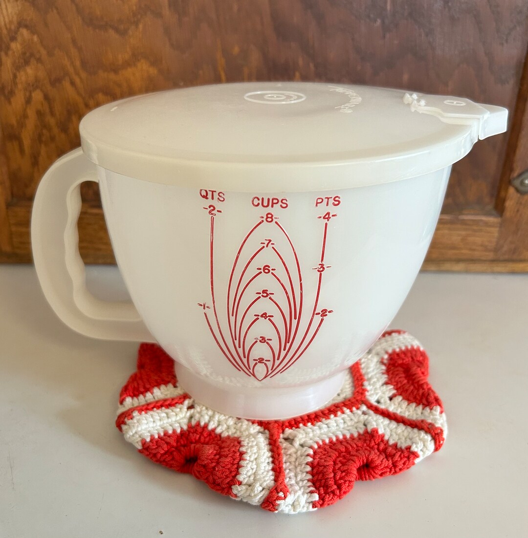 Vintage Tupperware 2 Quart 8 Cup Measure Bowl and Lid, Tupperware ...