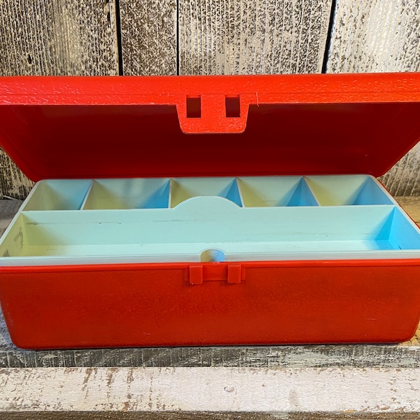 Vintage Tackle Box - Etsy