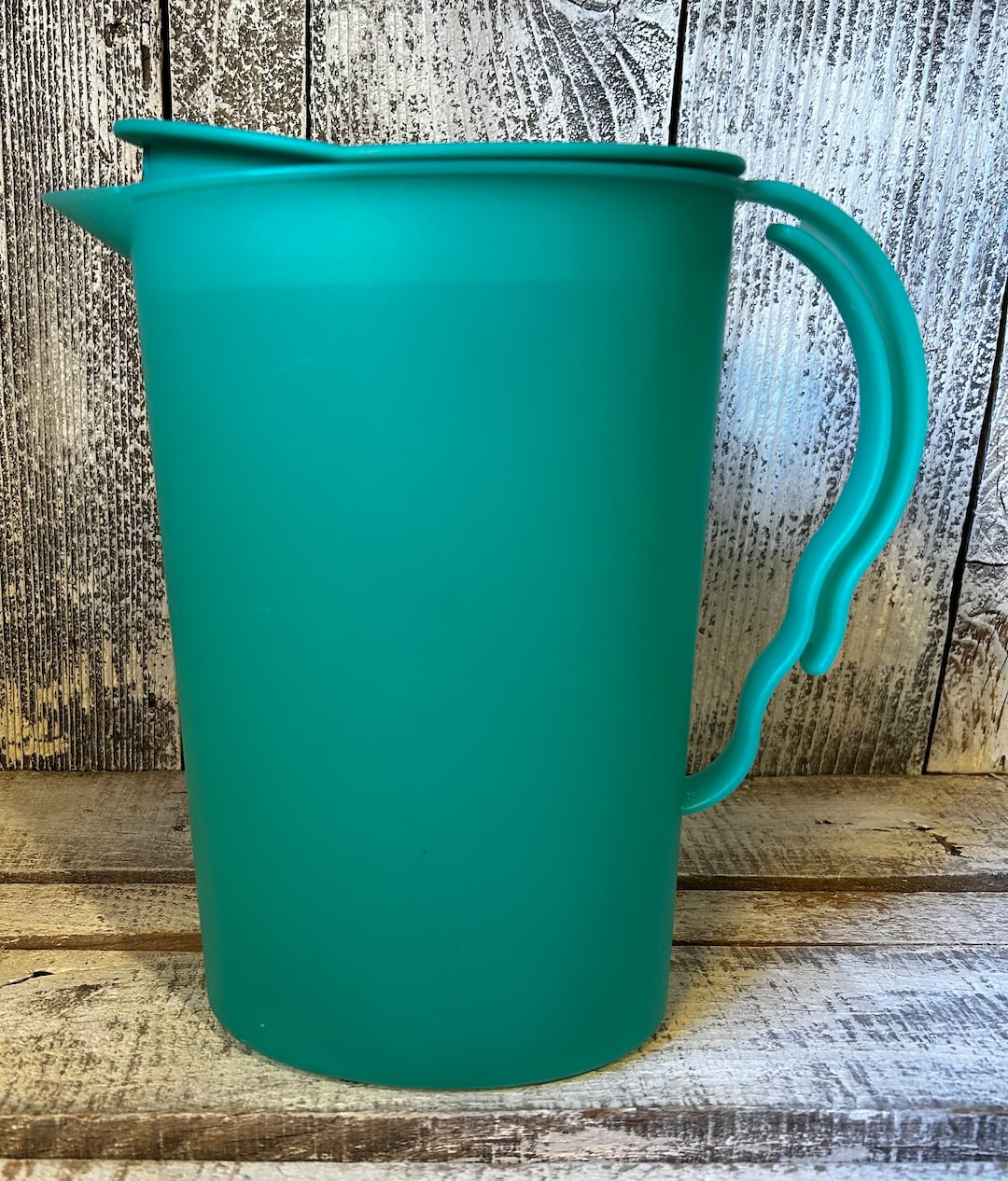 Vintage Tupperware Pitcher 2qt Illusions Slimline in Green, 2 Quart ...