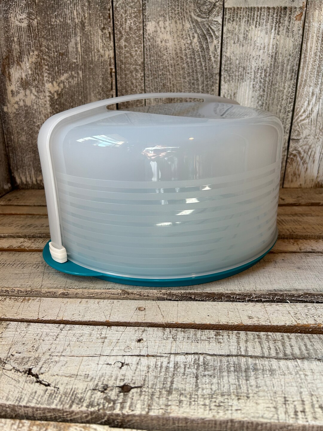 Vintage Tupperware Big Round Cake Taker Carrier W Turquoise Base Opaque ...
