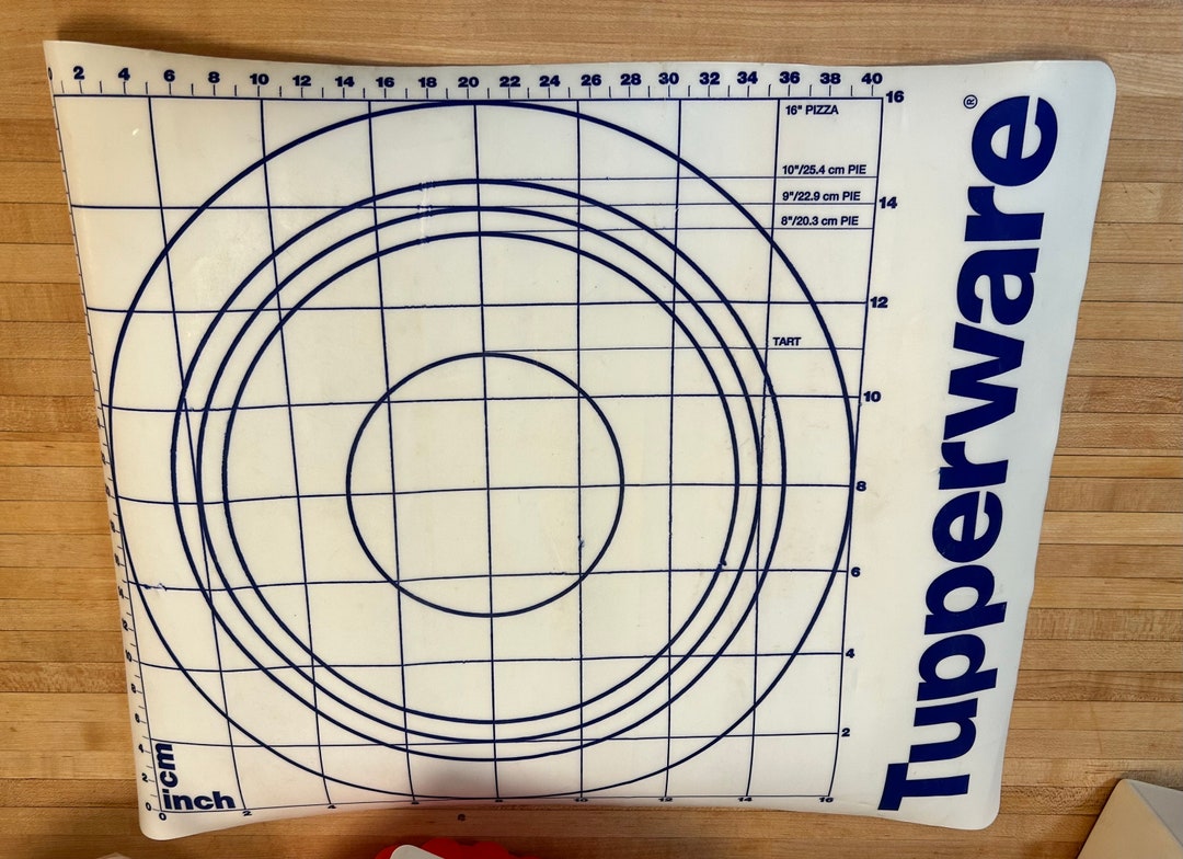 Vintage Tupperware Pastry Mat, Tupperware Pie Crust Rolling Mat, Tart ...