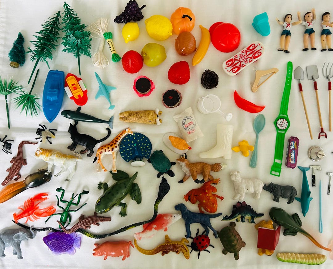 80 Vintage Mini Plastic Toys From 1990s, Lot of 80 1 - 3” Plastic Toy ...
