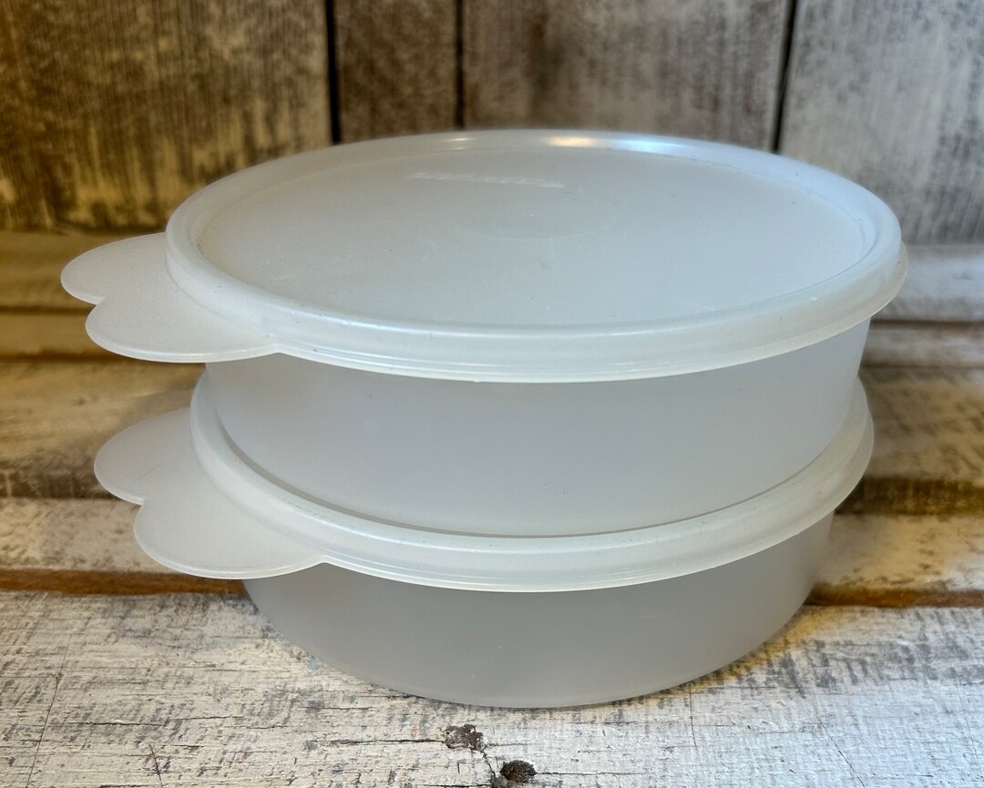 Vintage Tupperware Big Wonder Bowls W Lids X 2, Round Flat Storage ...
