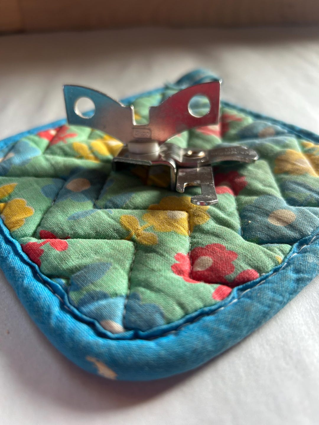 Vintage Ekco Miracle Roll 881 Small Hand Can Opener, Compact Can Opener for Camping Backpacking ...