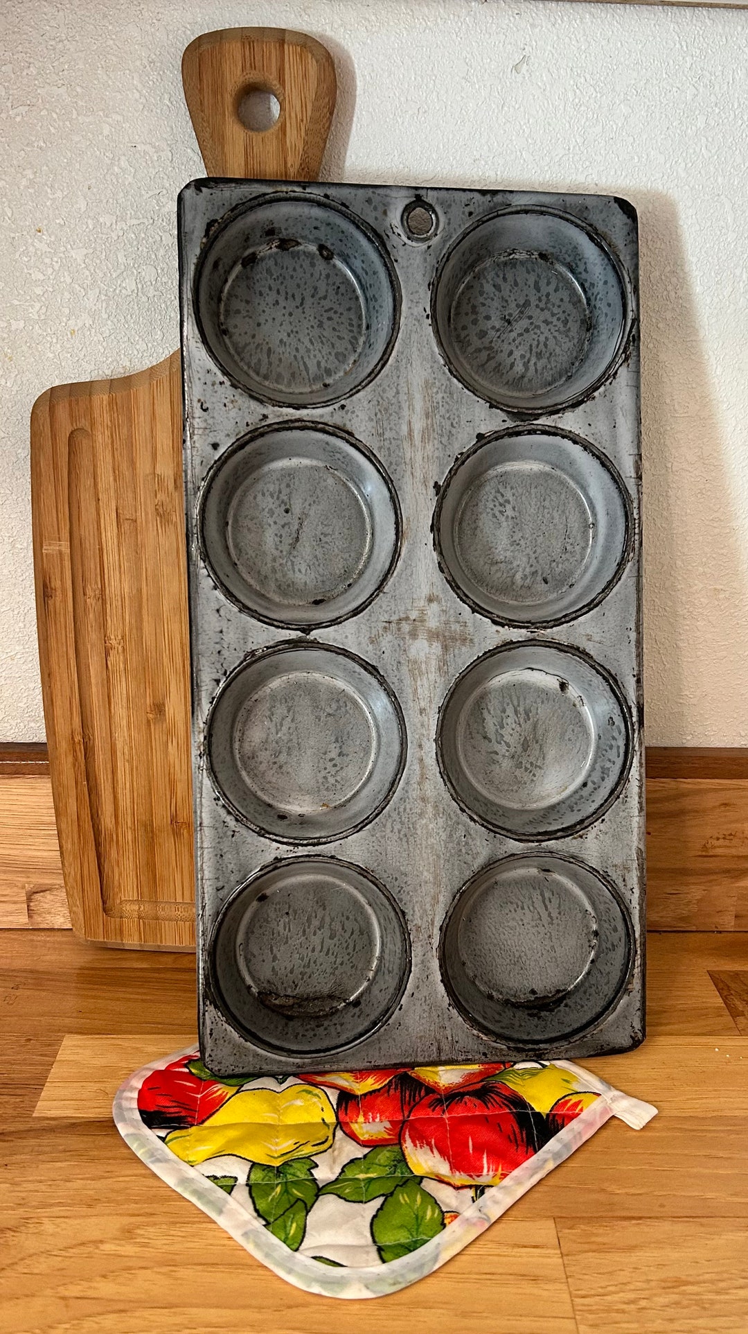 Vintage Graniteware 8 Cup Muffin Pan, Farmhouse Kitchen Baking Muffins ...