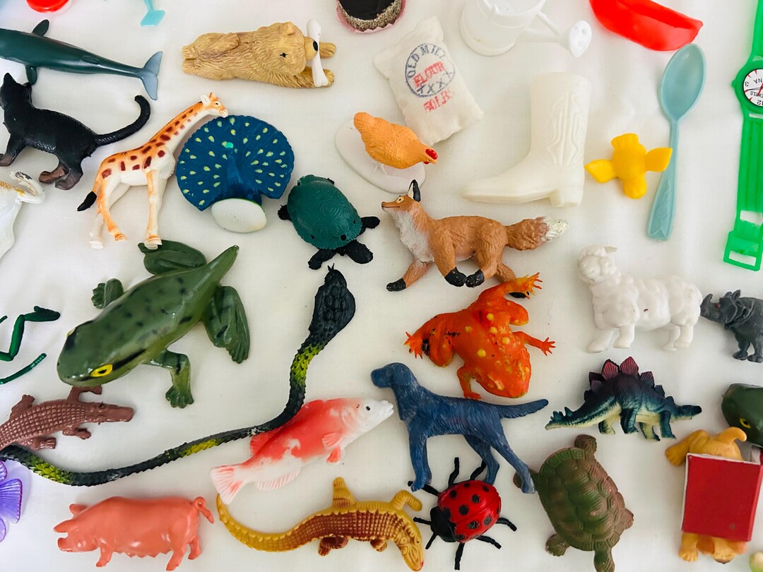 80 Vintage Mini Plastic Toys From 1990s, Lot of 80 1 - 3” Plastic Toy ...