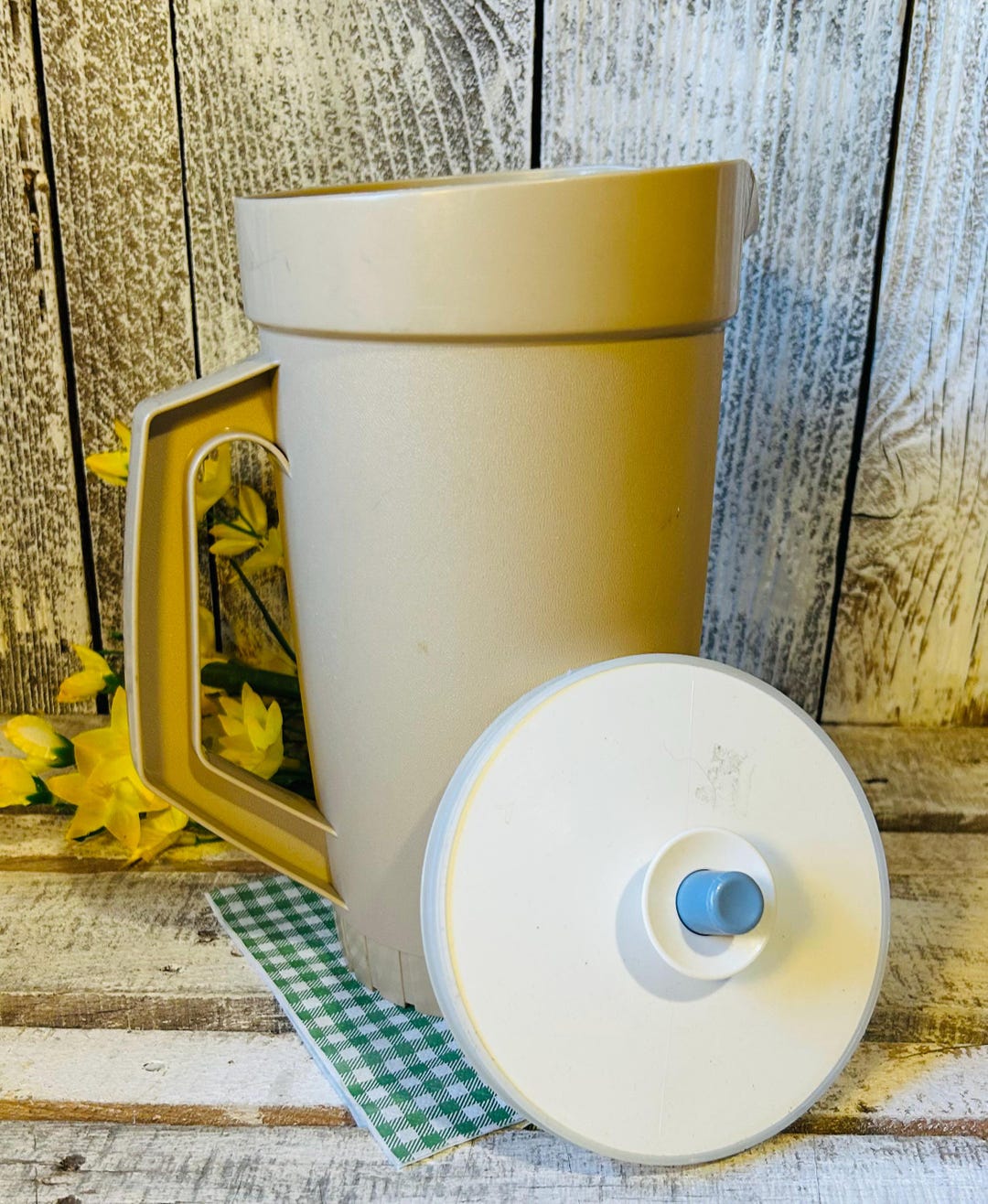 Vintage Tupperware Pitcher 2 Qt # 800-8 With Push Button Lid ...