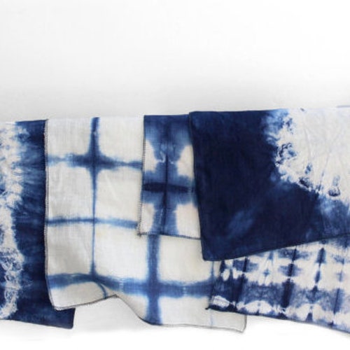 Kalo Print // Black and White Print // Hawaiian Wall Art // | Etsy