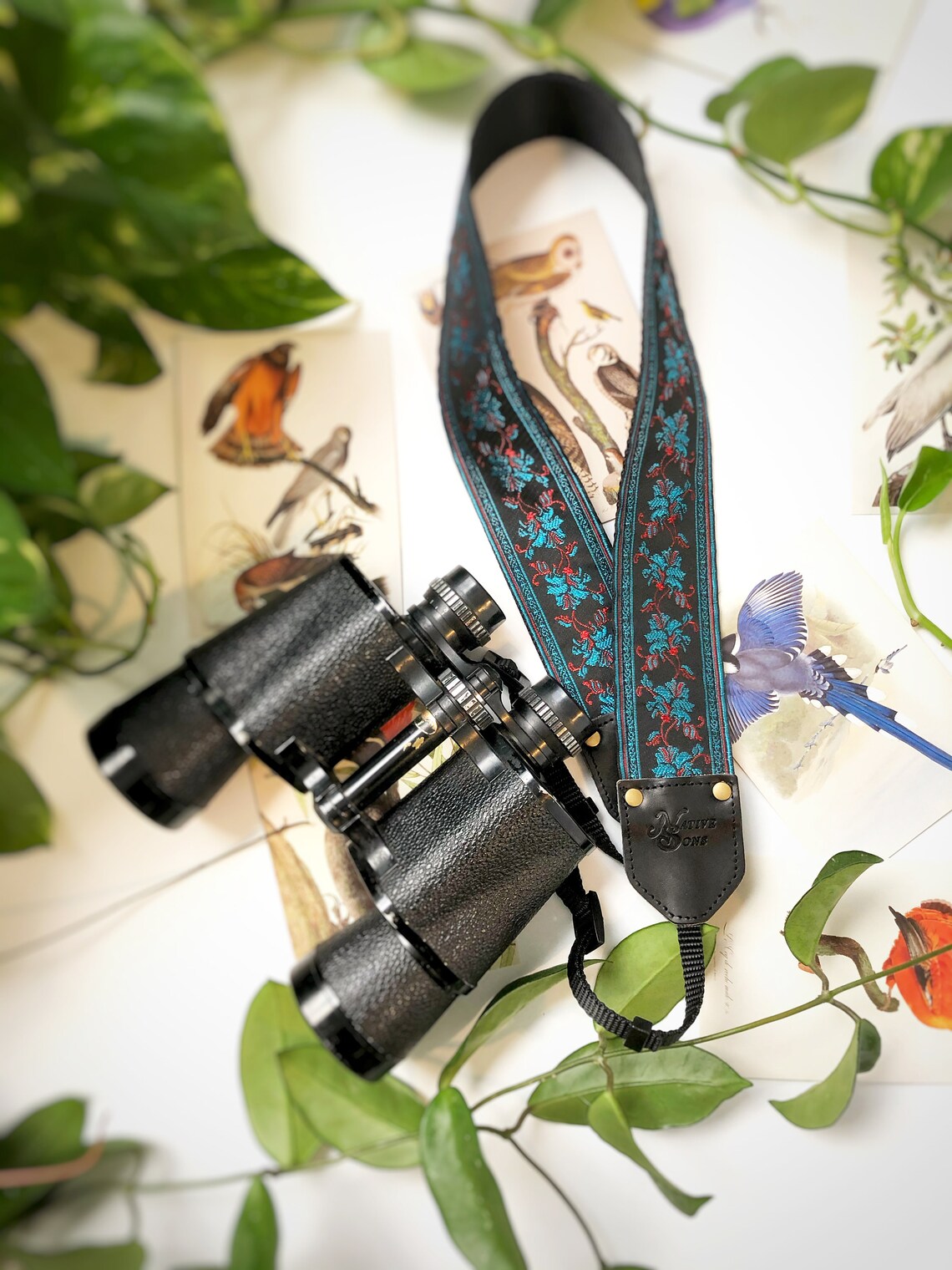 The Rhapsody in Blue Camera Strap by Native Sons Black | Etsy