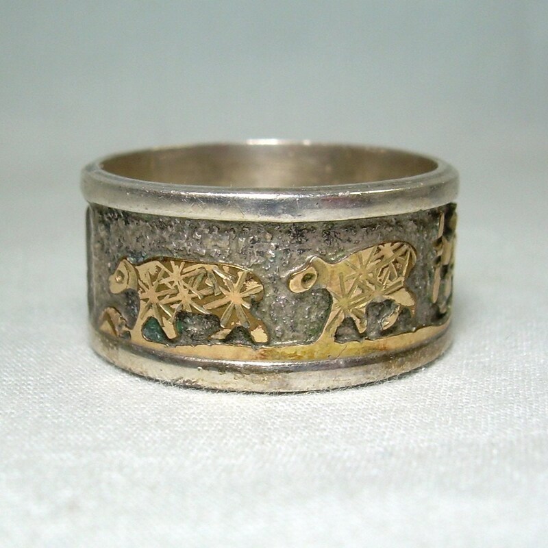 Storyteller Ring - Etsy