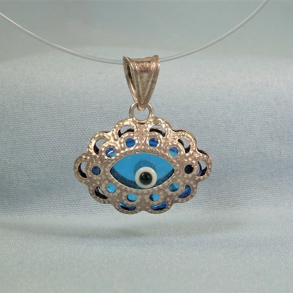 Sterling Silver Glass Eyeball Pendant - Etsy