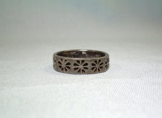 STERLING FLOWERS Ring Size 5-1/2 Vintage 925 Silver-O… - Gem