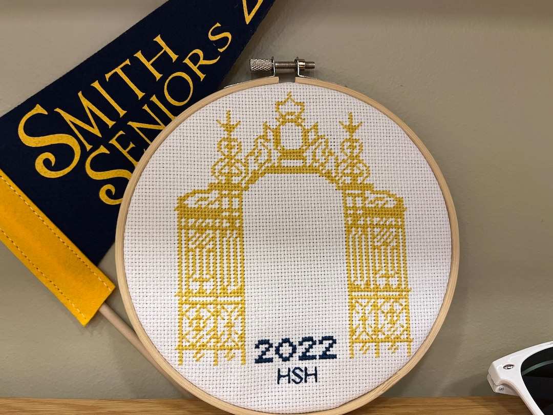 Smith College’s Grecourt Gates Cross Stitch - Etsy