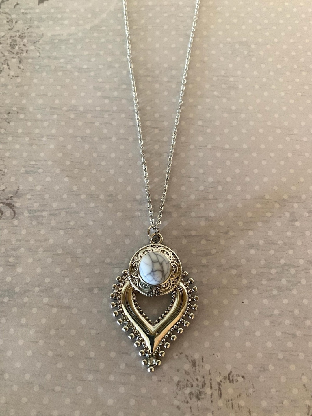 White Stone Necklace, White Stone Pendant, White Stone Jewelry, Vintage ...