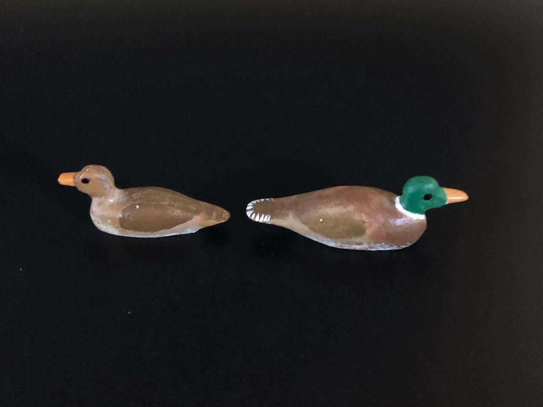 Pair of Sm Vintage Hand Carved Miniature Ducks, Carved Duck, Wood Duck ...