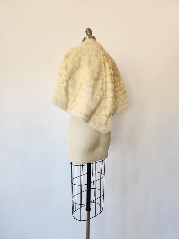 vintage 1940s white rabbit fur cape / stole / wedding… - Gem