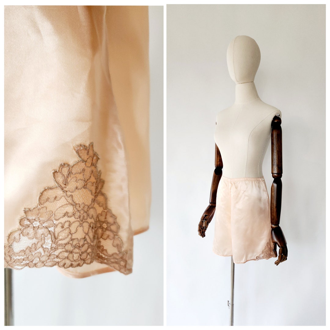 Vintage 1930s Pink Tap Pants With Lace / Vintage Women's Panties ...