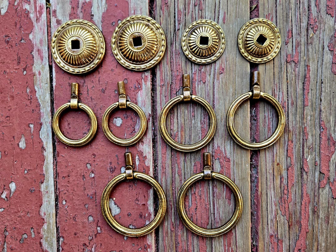 6 Vintage Drawer Pulls With 4 Rosettes - Etsy