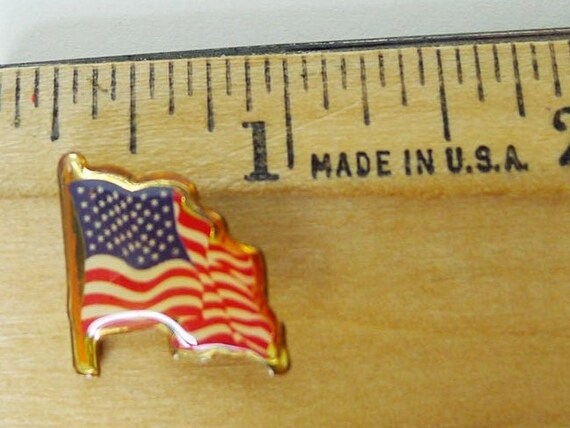 American Flag Enamel Lapel Pin Vintage Patriotic Jewe… - Gem