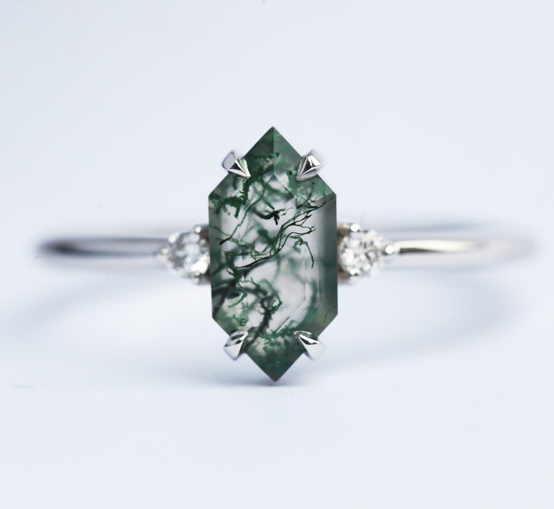 Moss Agate & Diamond Engagement Ring Unique Mossy Ring - Etsy UK