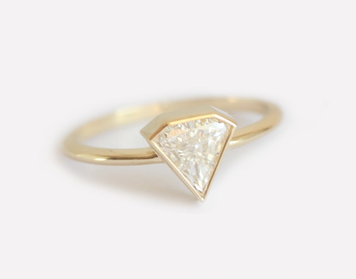 Shield Diamond Ring Geometric Diamond Solitaire Diamond | Etsy