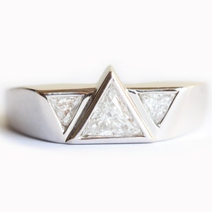 Unique Modern Wedding Band With Three Diamonds, Triangle Diamond Ring ...