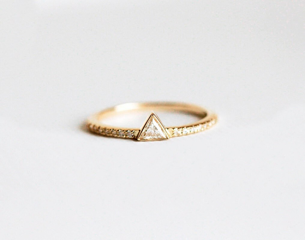 Gold Diamond Engagement Ring Trillion Diamond Ring Triangle - Etsy Canada