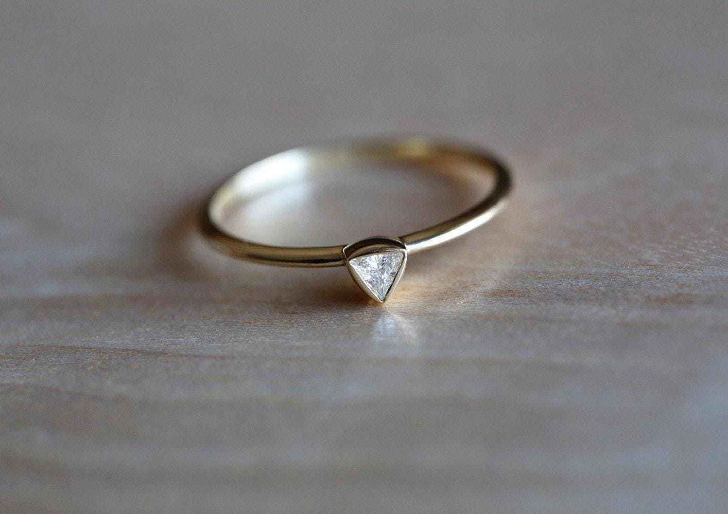 Delicate Diamond Ring Set, Wedding Ring Set, Trillion Diamond Ring ...