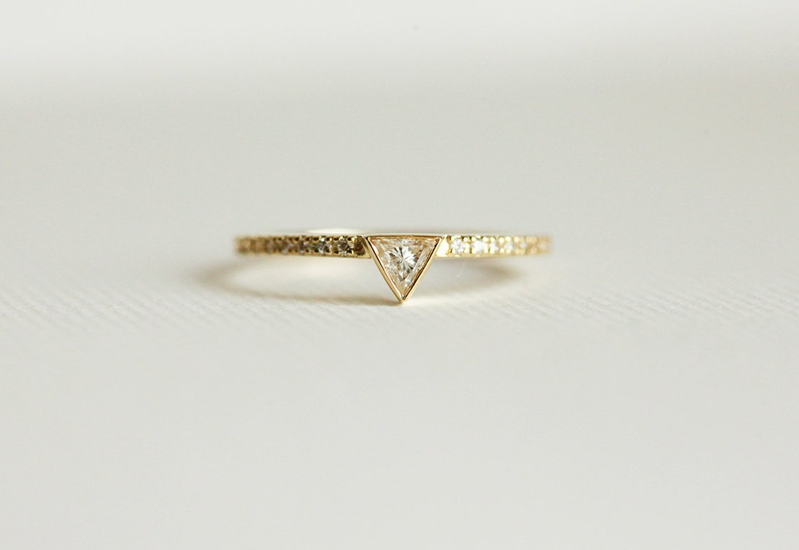 Gold Diamond Engagement Ring Trillion Diamond Ring Triangle - Etsy Canada