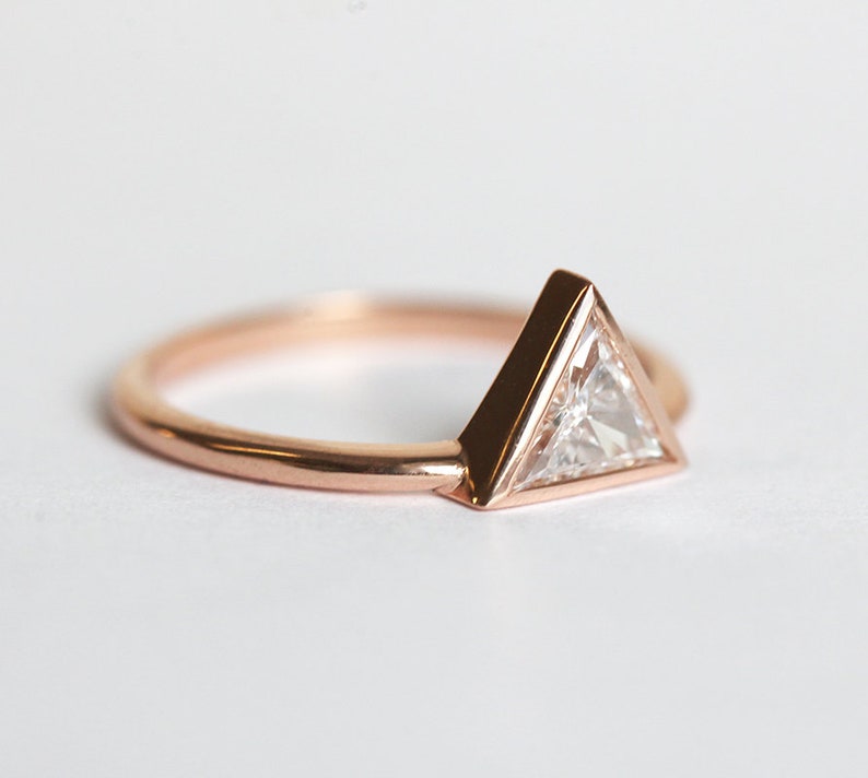 Triangle Diamond Ring Triangle Engagement Ring in Rose Gold - Etsy