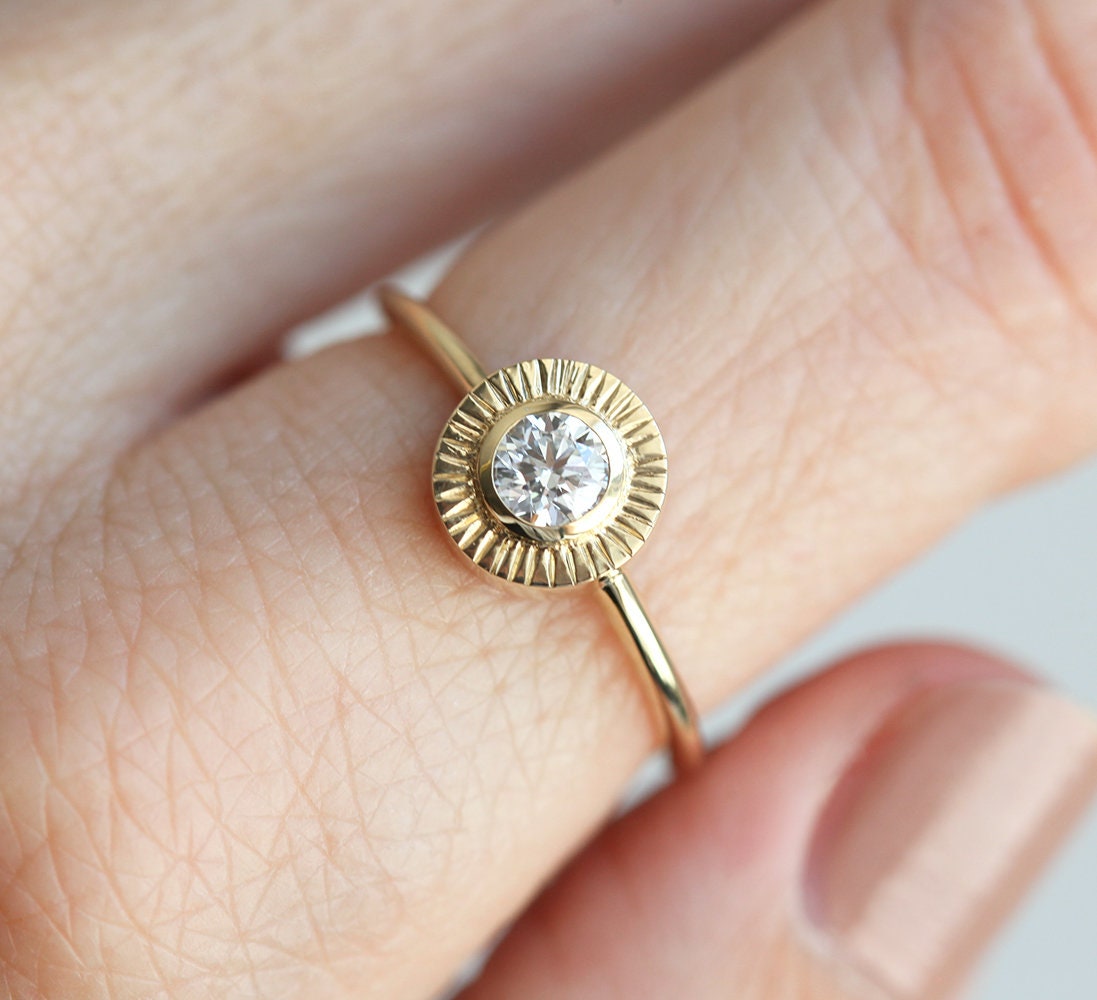 Sun Diamond Ring Solitaire Diamond Ring Round Diamond - Etsy Canada