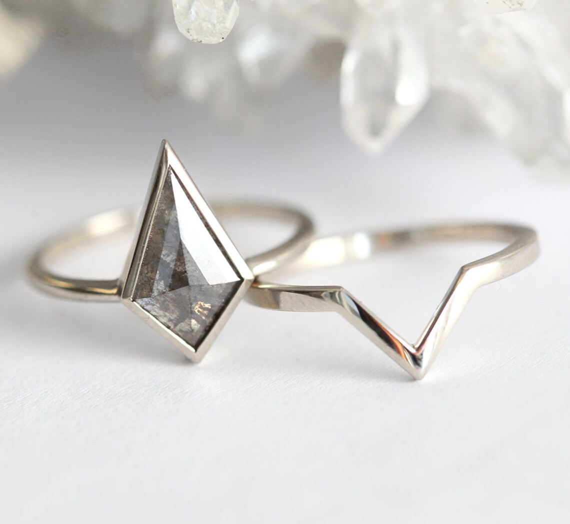 Kite Diamond Engagement Ring With Kite Diamond Wedding Band | Etsy
