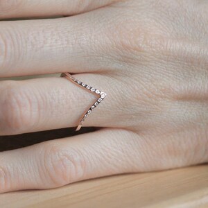 Diamond Curved Wedding Band, 14k Solid Yellow Gold Pointed Ring With ...