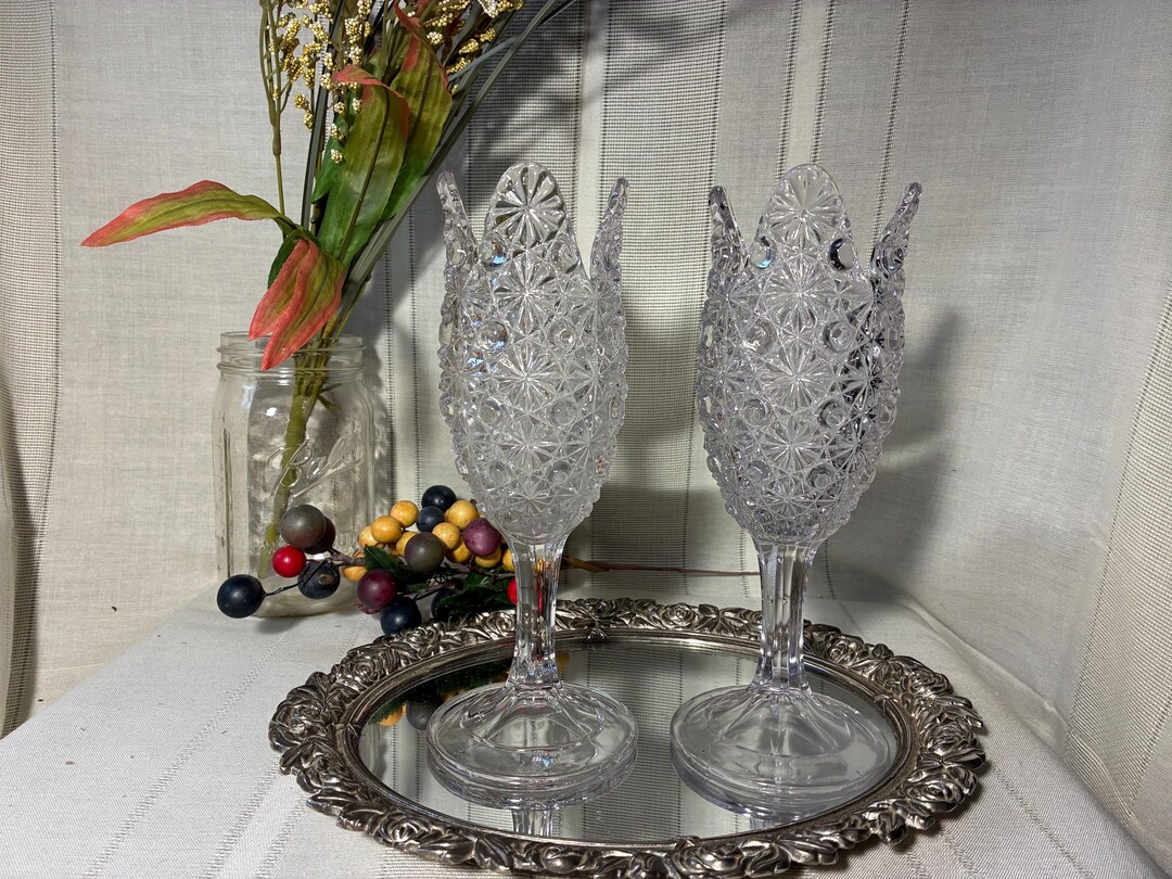 Pair of 2 Unmarked Daisy Button Pattern Tulip Shaped Stemmed Vases ...