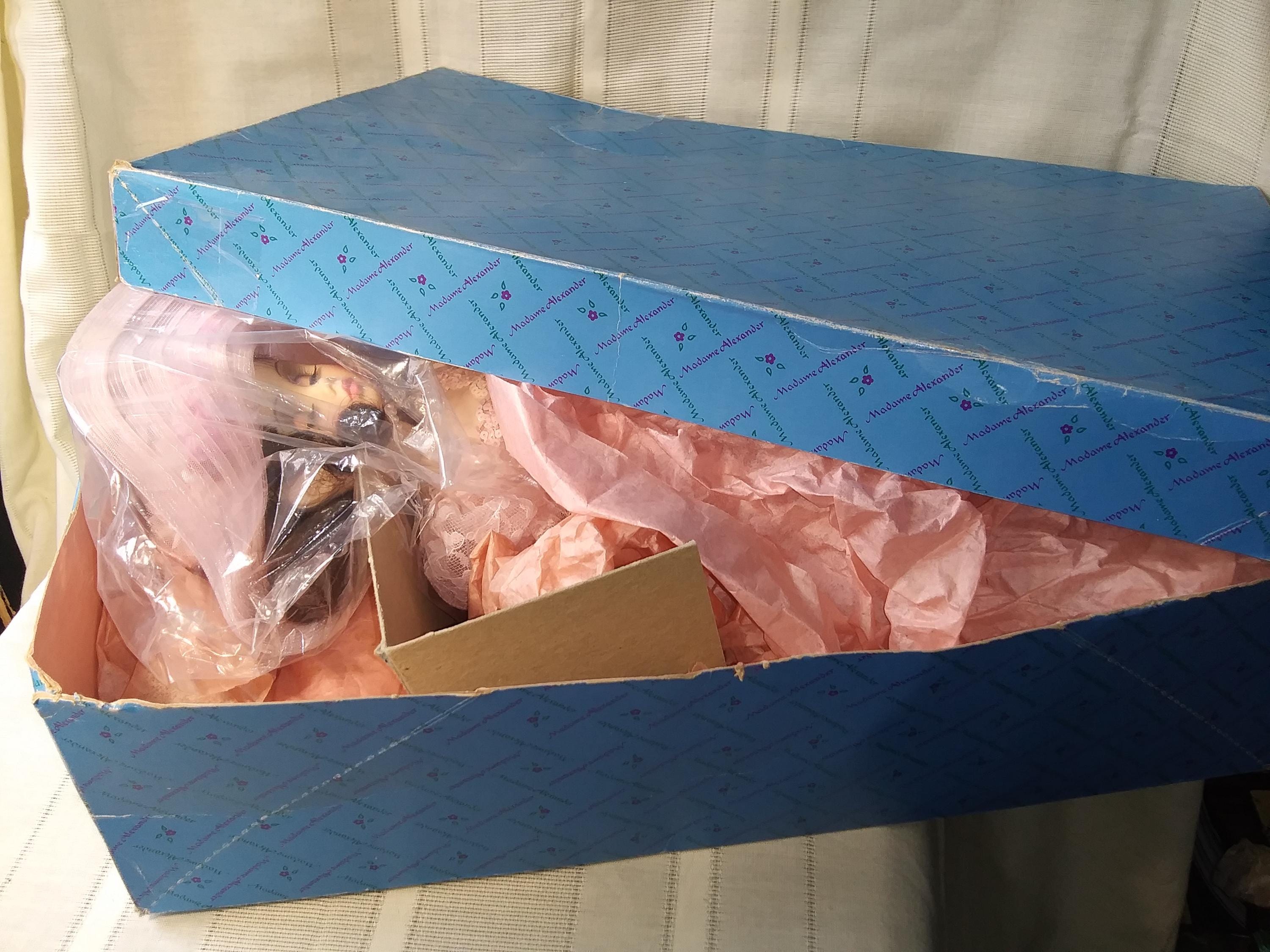 Beautiful Vintage Madame Alexander Elise Bridesmaid Doll, New in Box ...