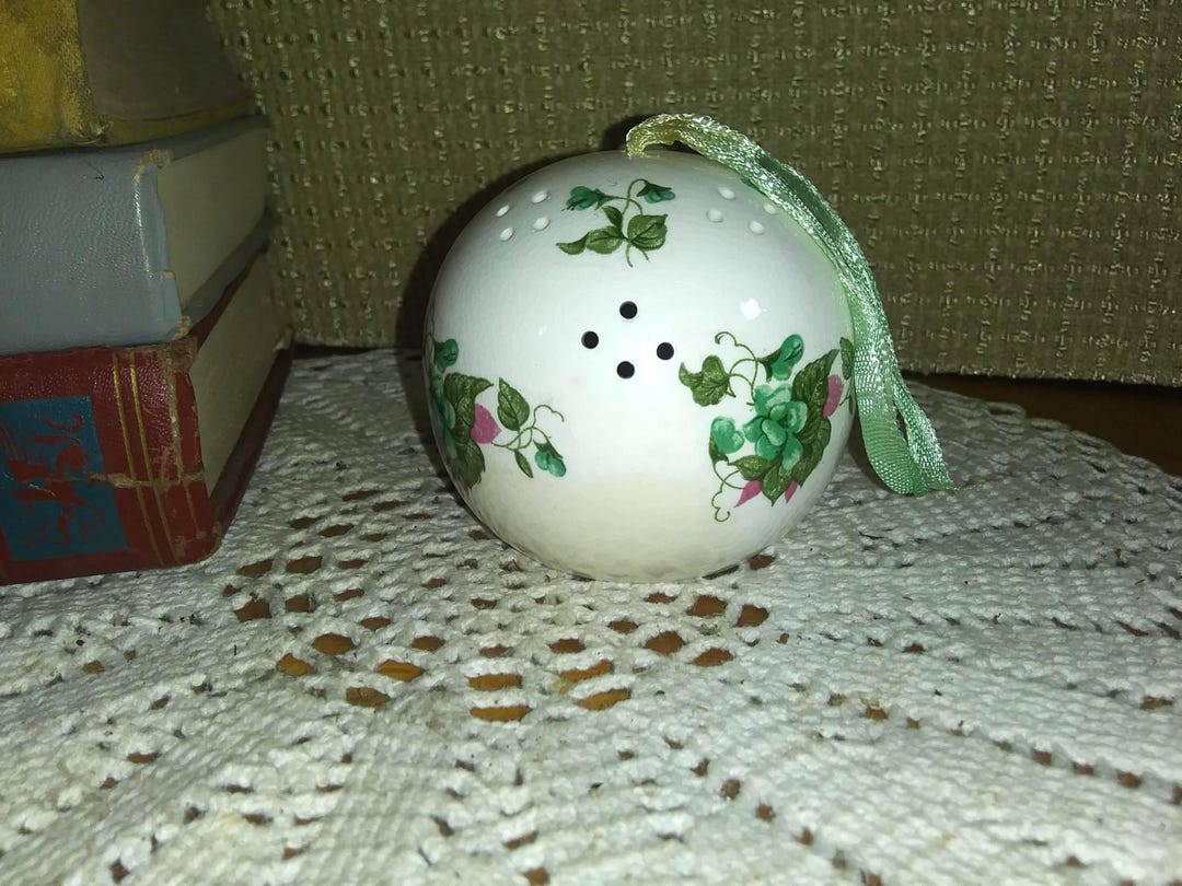 Norleans Porcelain Pomander for Potpourri or Essential Oil Diffusing ...